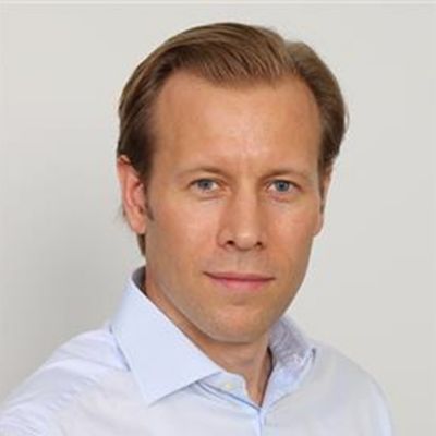 Darren Cook | Senior Manager