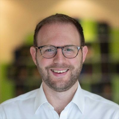 Tom Markham | Director