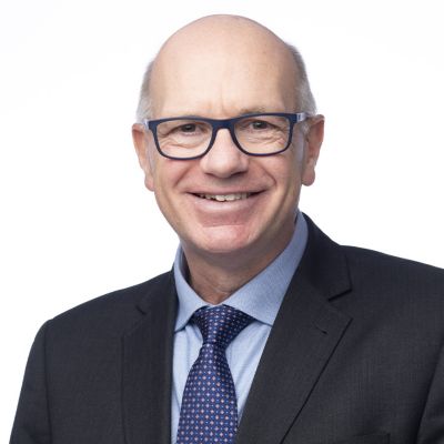 Warren Bayliss | Associate Director