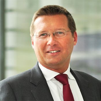 Simon Cleveland | Deloitte Head of Global Public Policy